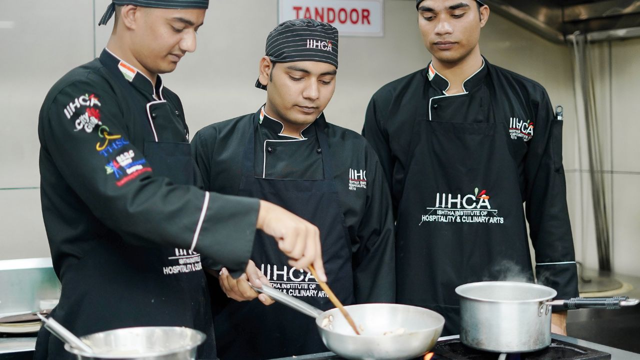 How to Get a Chef Job on a Cruise Ship? - Ishtha Institute of ...