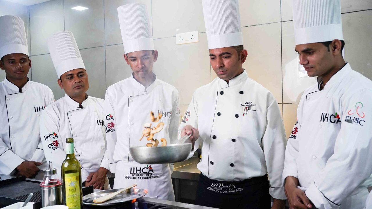 How to Become a Cruise Line Executive Chef? - Ishtha Institute of ...